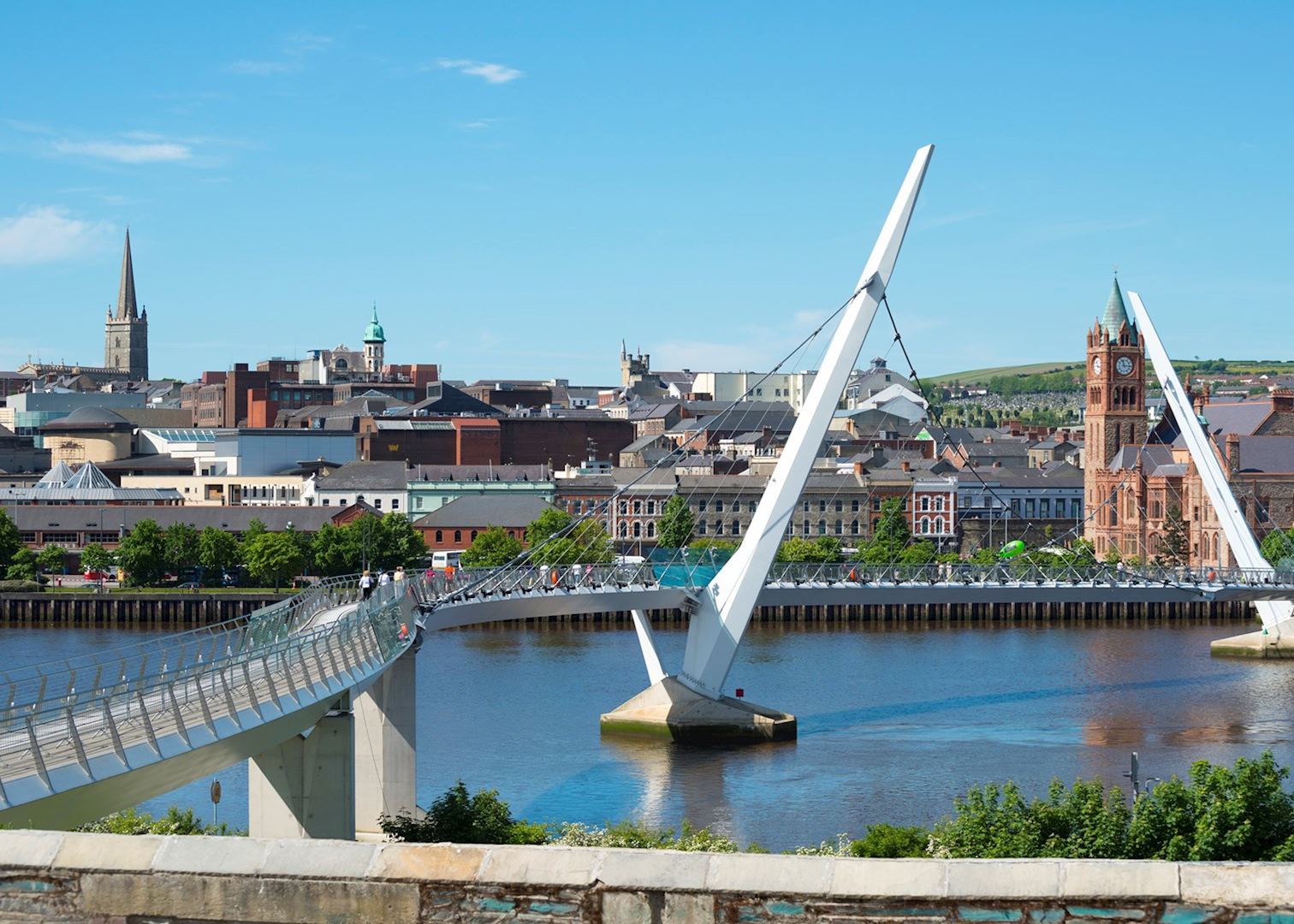 Derry/Londonderry city tour | Audley Travel