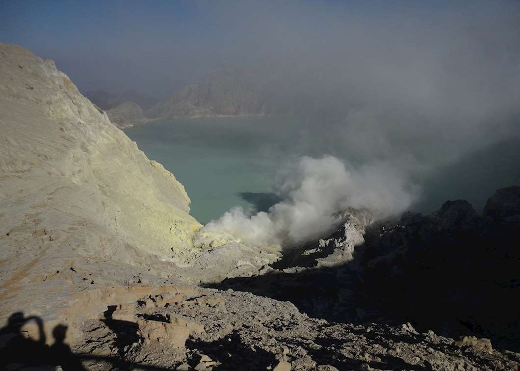 Trek up to the Ijen crater | Audley Travel UK