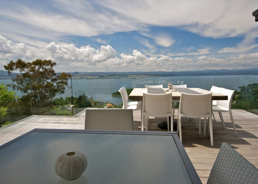 Acacia Cliffs Lodge | Hotels in Lake Taupo | Audley Travel US