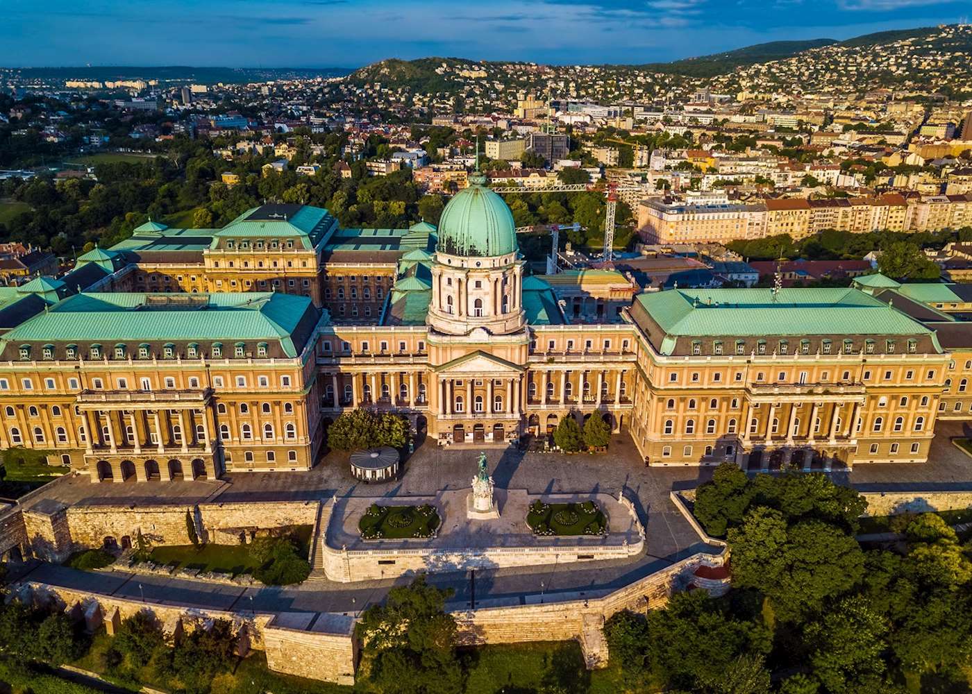 Guided tour of Buda & Pest | Audley Travel US