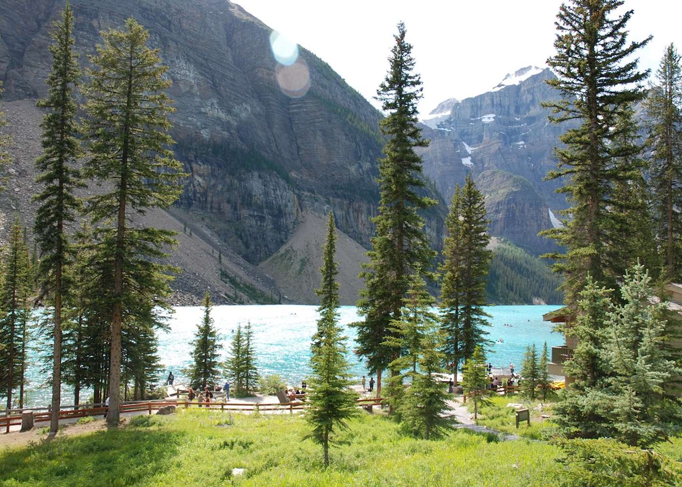 Moraine Lake Lodge | Hotels in Lake Louise | Audley Travel UK
