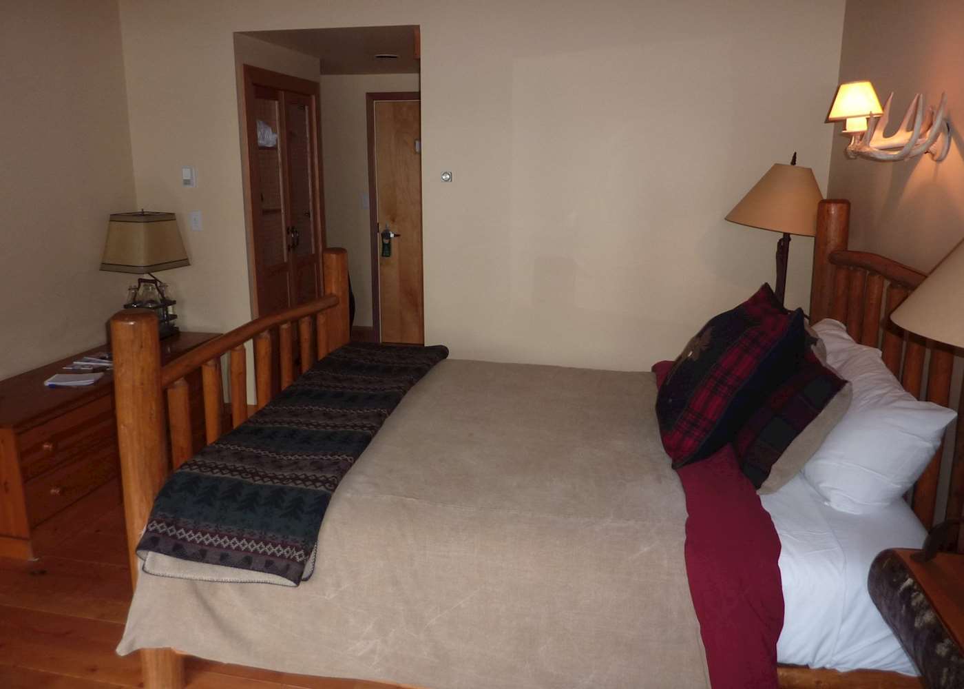 Moraine Lake Lodge | Hotels in Lake Louise | Audley Travel