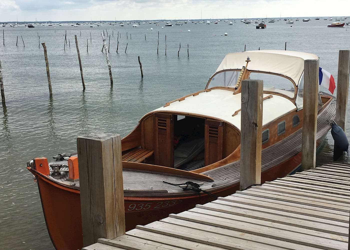 Cap Ferret boat tour & oyster tasting | Audley Travel US