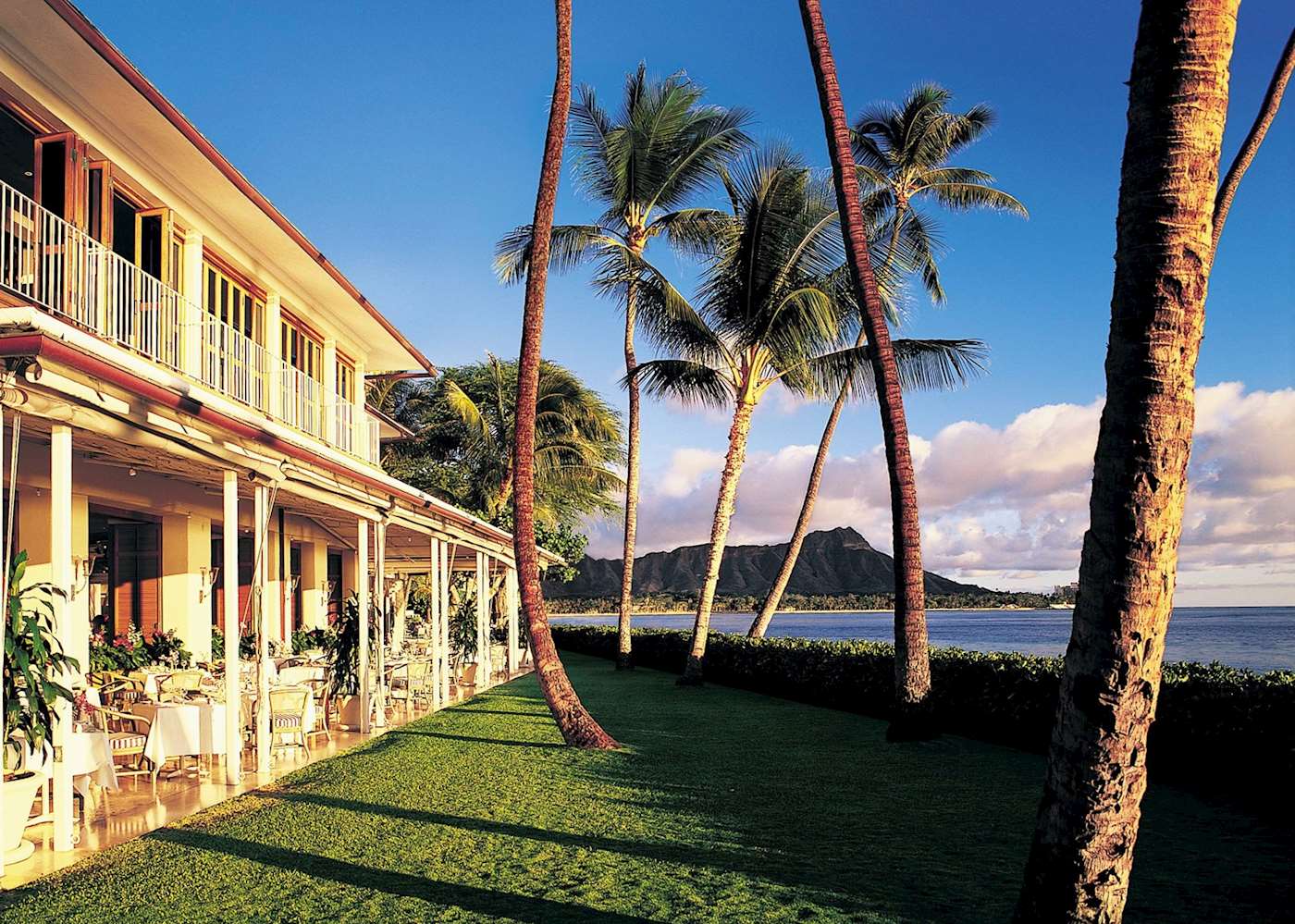 Halekulani Hotel | Hotels in Oʻahu | Audley Travel UK