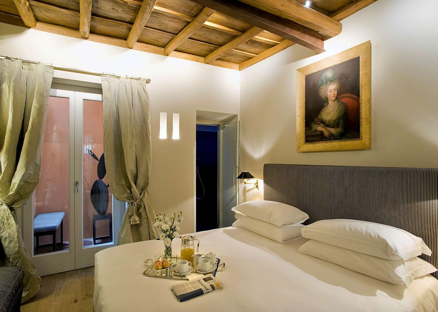 Crossing Condotti | Hotels in Rome | Audley Travel US