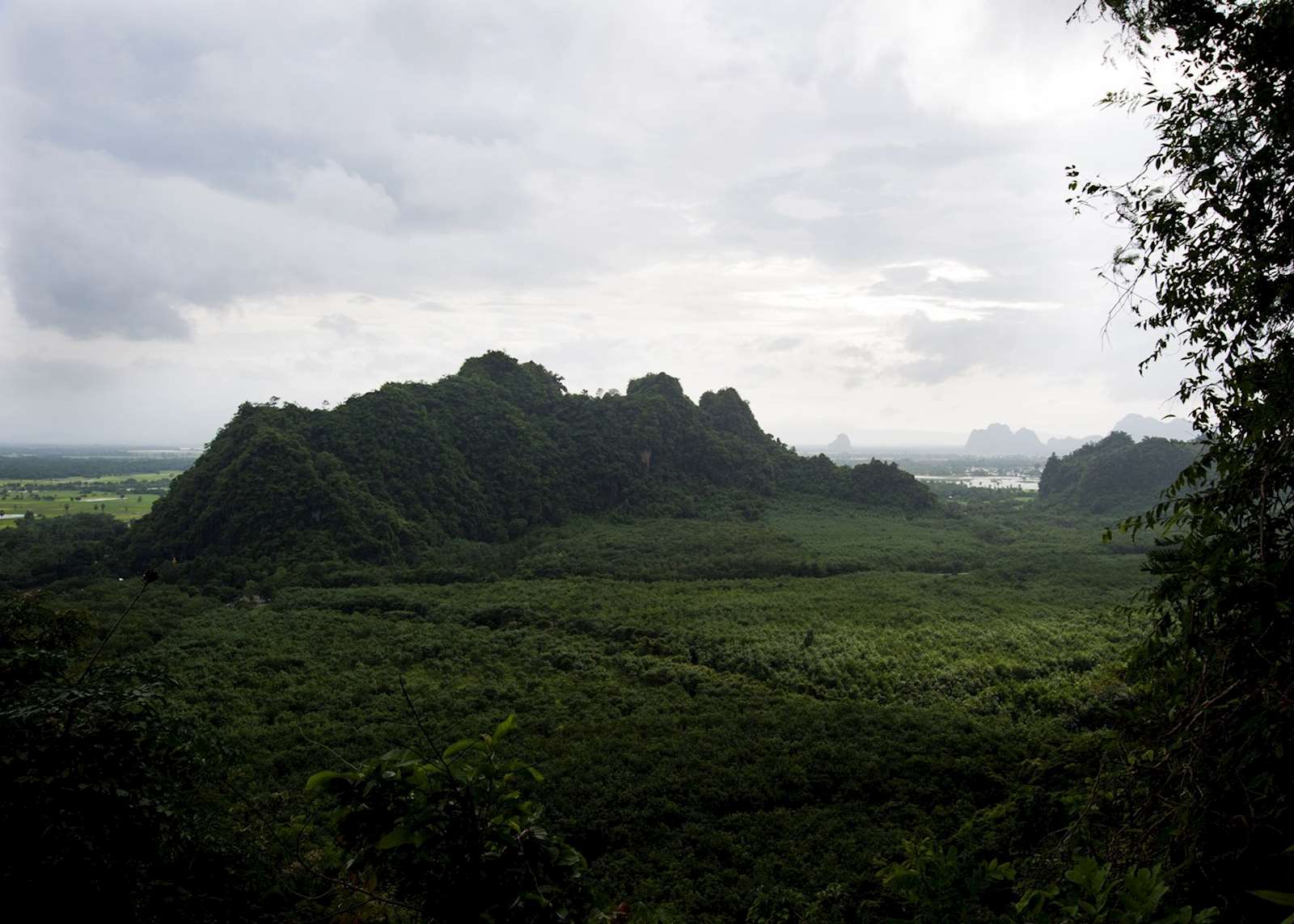 Intrepid Myanmar: Exploring by boat & foot | Audley Travel UK
