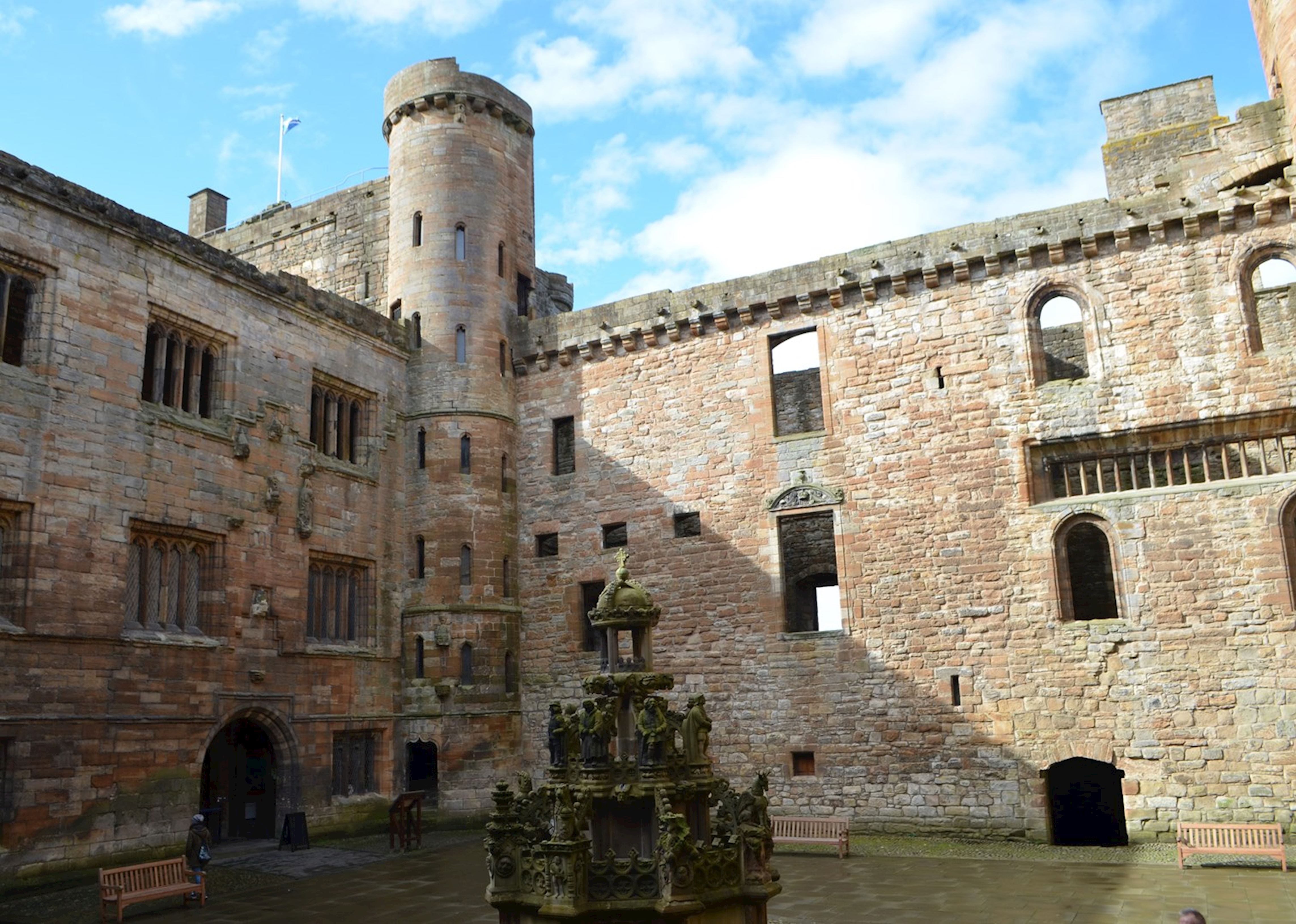 Castles and palaces of Edinburgh's surrounds | Audley Travel US