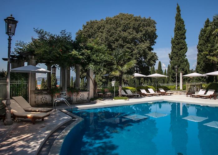 Villa Cortine Palace Hotel | Hotels in Sirmione | Audley Travel