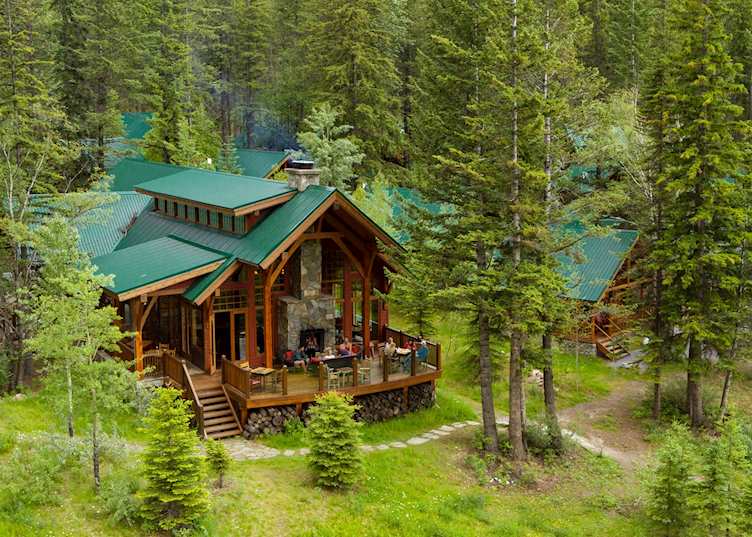 Cathedral Mountain Lodge | Hotels in Field | Audley Travel UK