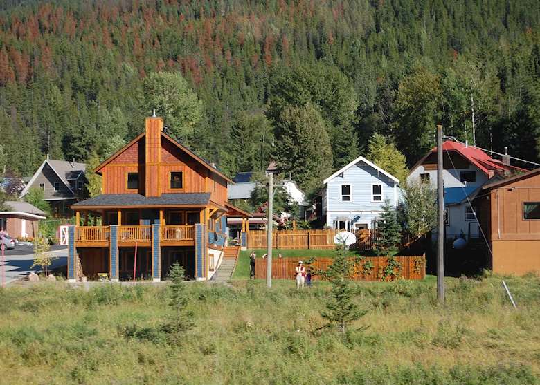 Cathedral Mountain Lodge | Hotels in Field | Audley Travel UK